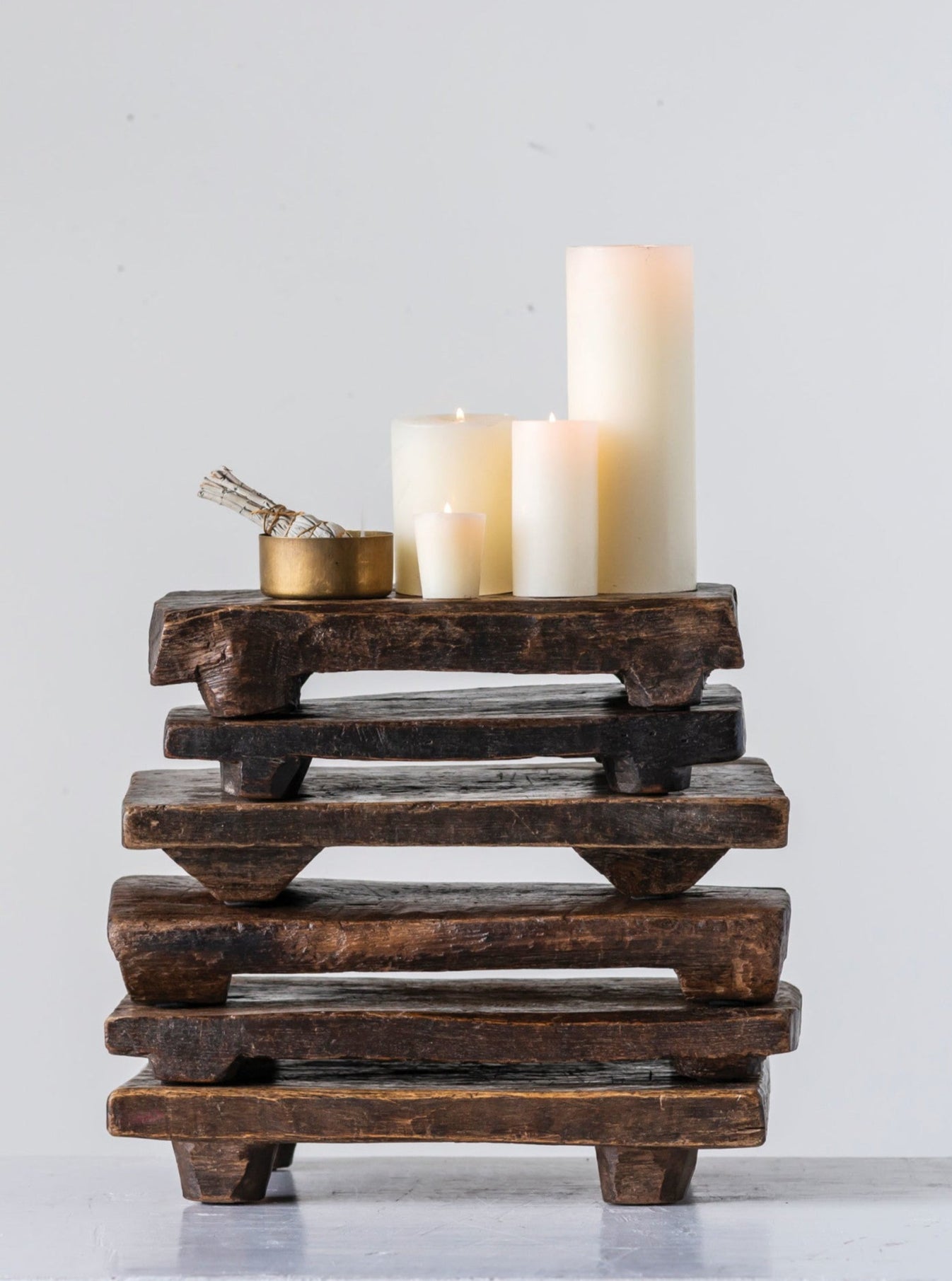 Decorative Wood Pedestal Riser – Terra Cottage