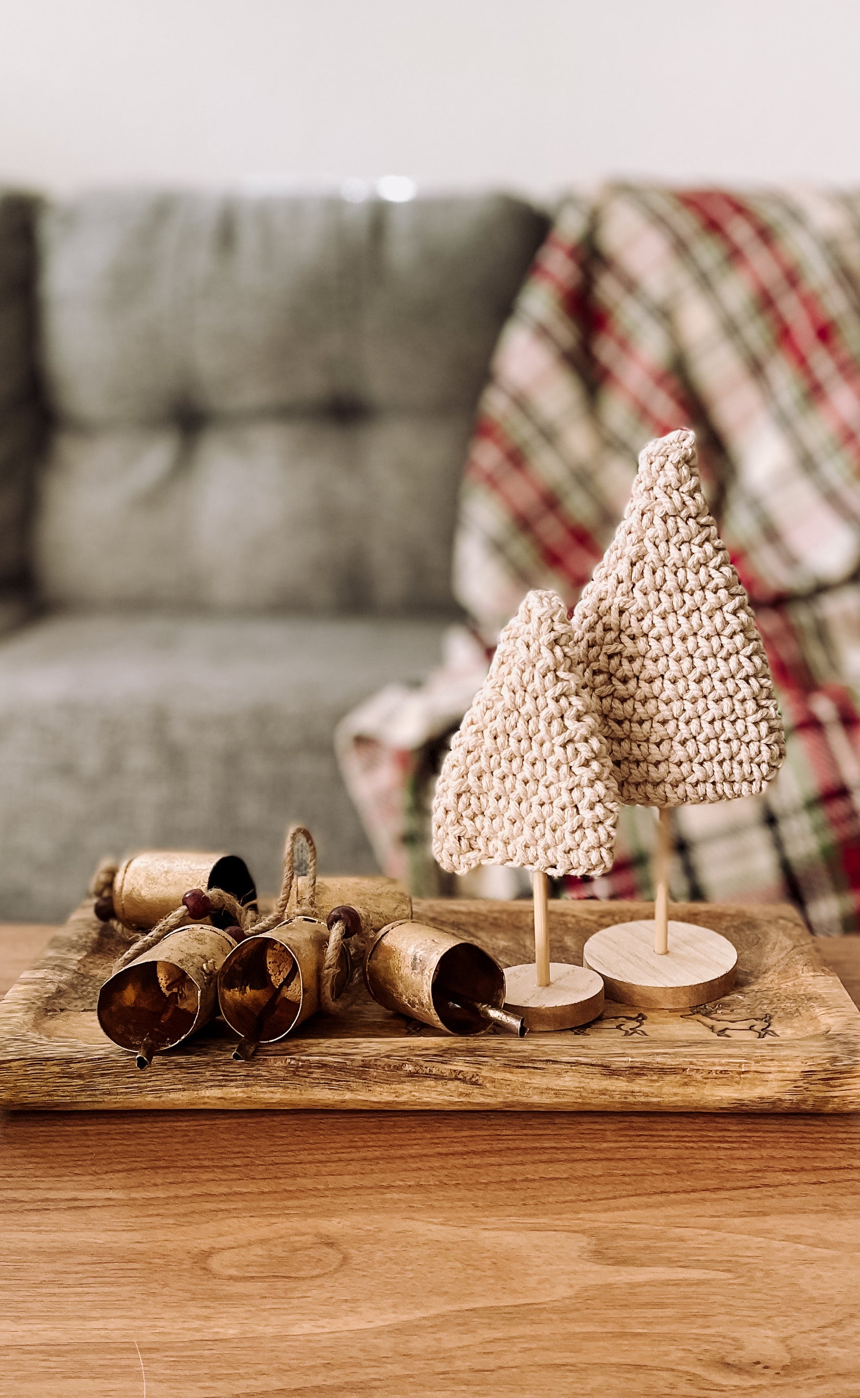 Brass Bell Cluster With Beads – Terra Cottage
