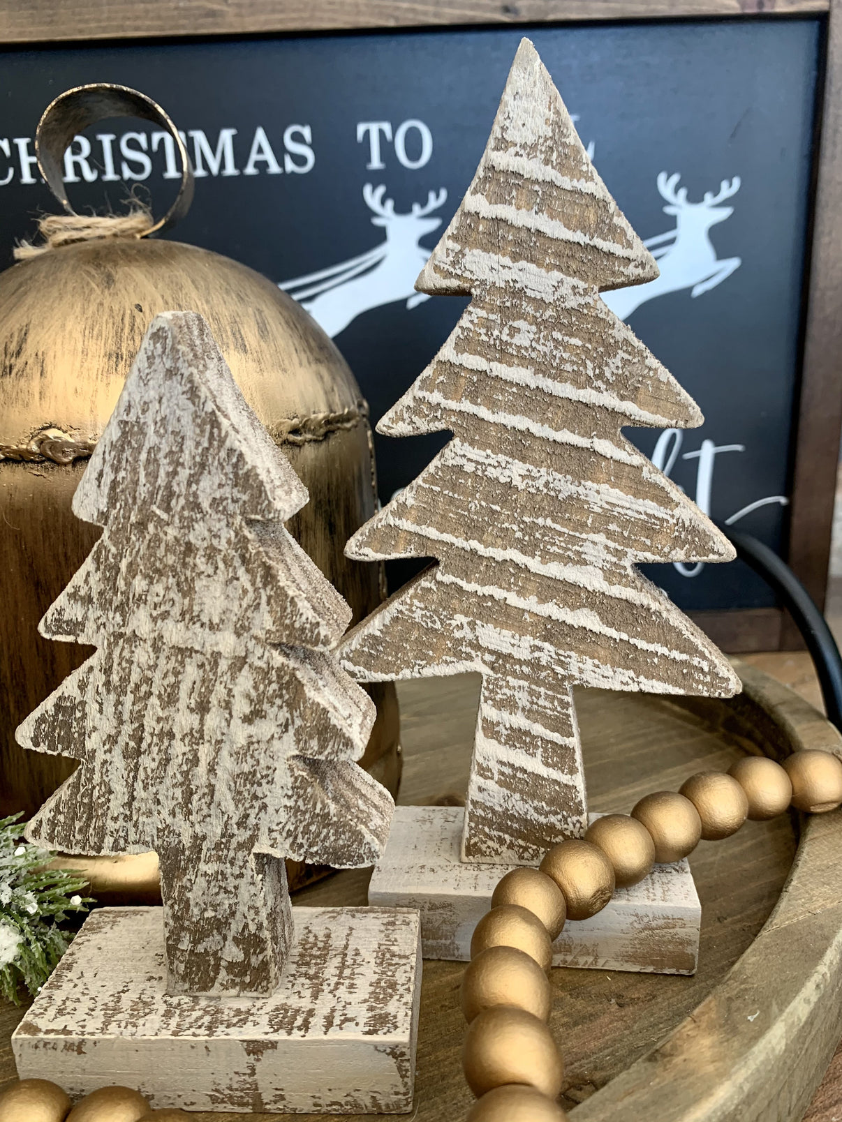 Distressed Wooden Tree – Terra Cottage