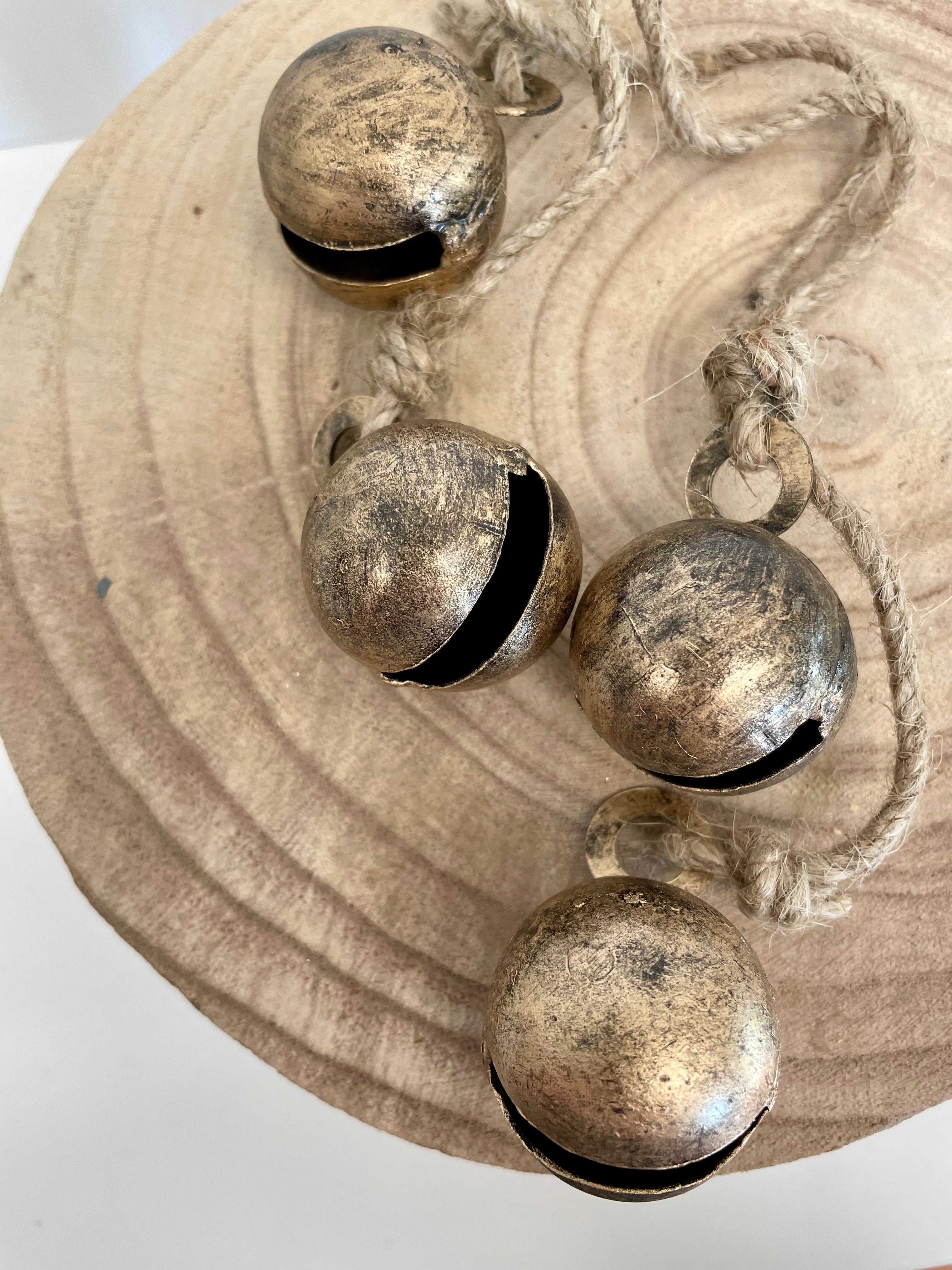 Jingle Bell Cluster – Terra Cottage